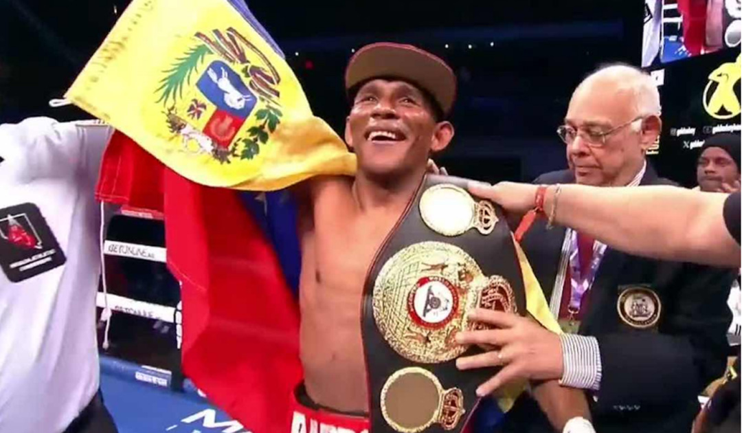 Boxeador venezolano Ismael Barroso noquea para proclamarse campeón ...